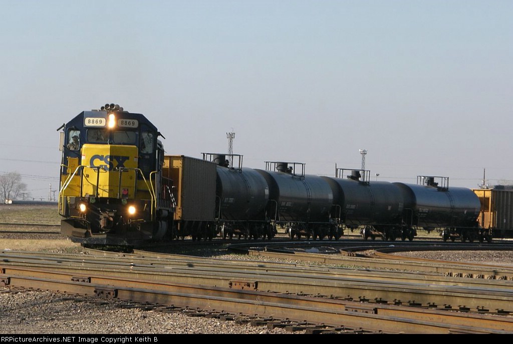CSX 8869